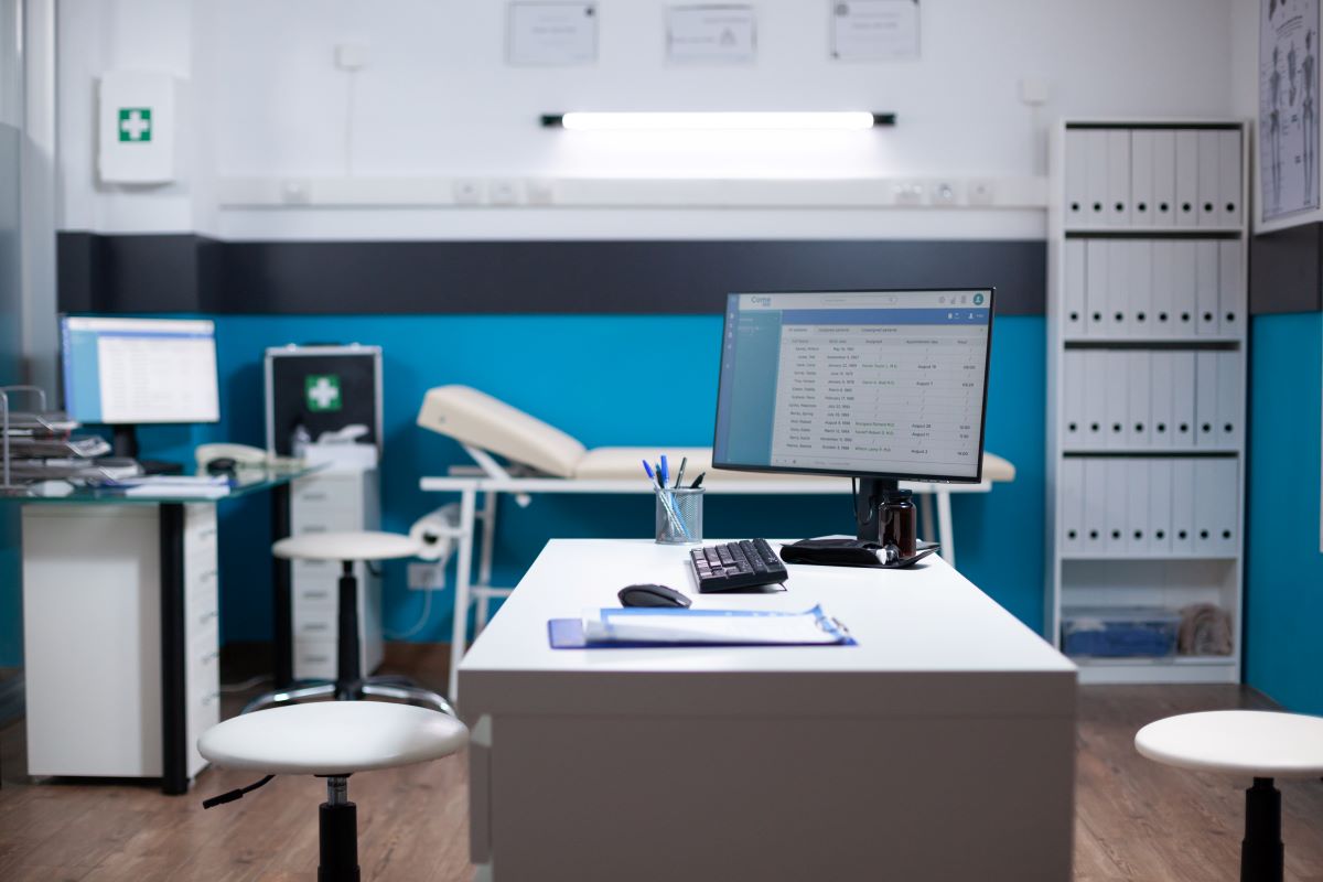 Best Doctor Cabinet – Durable & Stylish for Medical Offices